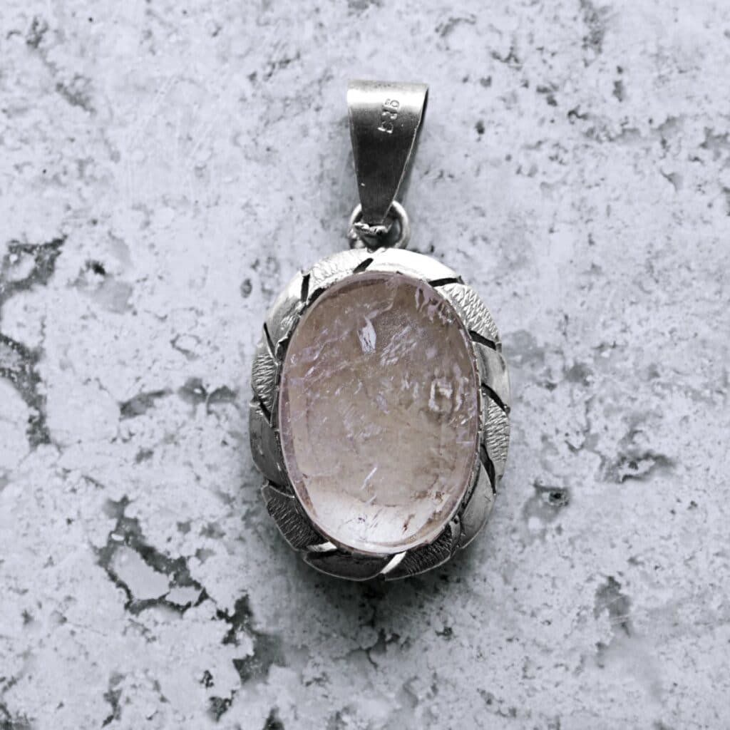 Dije De Plata Con Cuarzo Rosa | Joyería Hekate